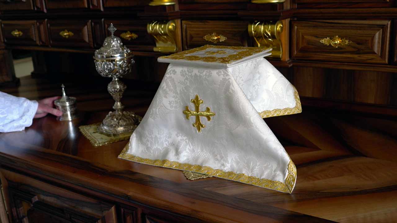 A liturgia romana e sua “nobre simplicidade”