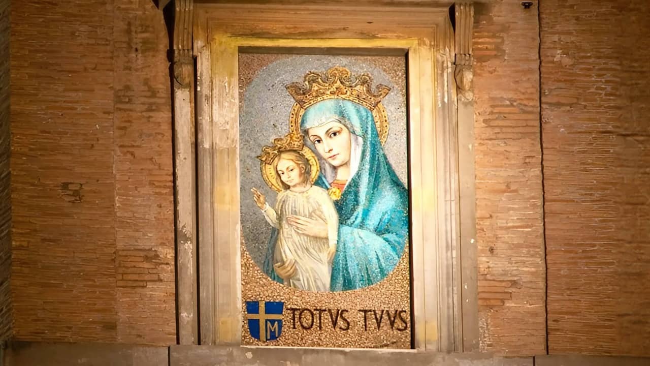 Mãe Da Igreja E Da Vida Contemplativa