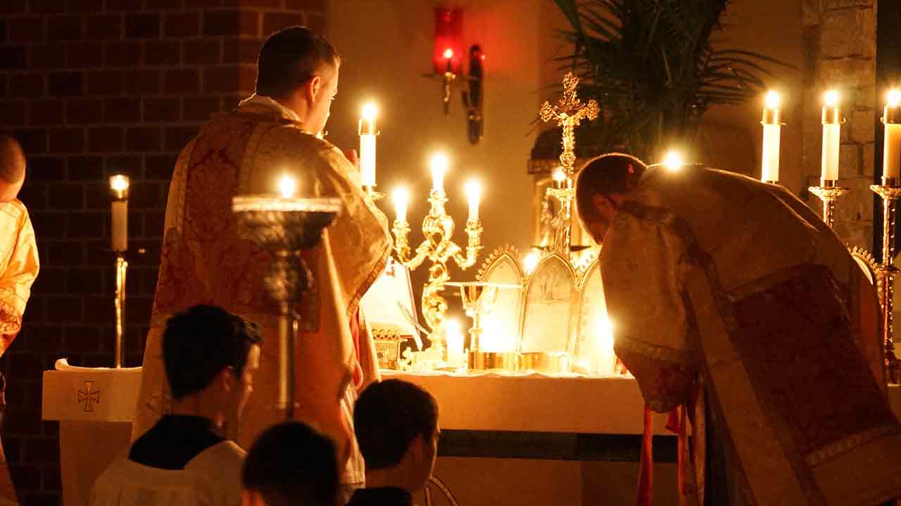 A Missa é a Missa, “seja lá como for”?